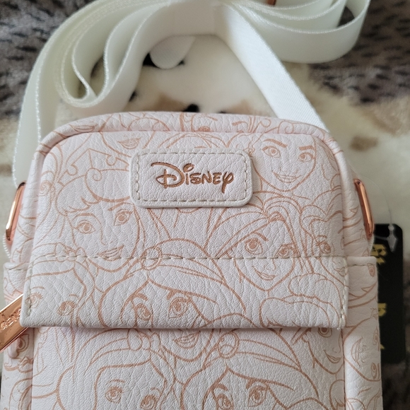 Disney | Bags | Disney Crossbody Bag | Poshmark